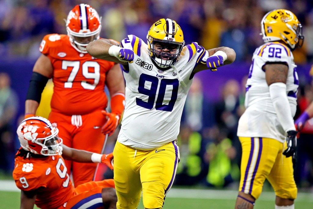 Rashard Lawrence Signs ‘Special’ First NFL Contract – LSU Football Report