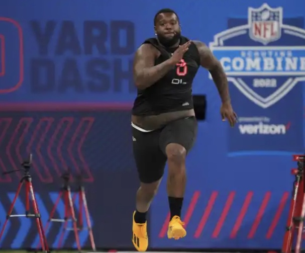 PHOTOS: Damone Clark and Neil Farrell Jr. in action on Day 3 of NFL ...